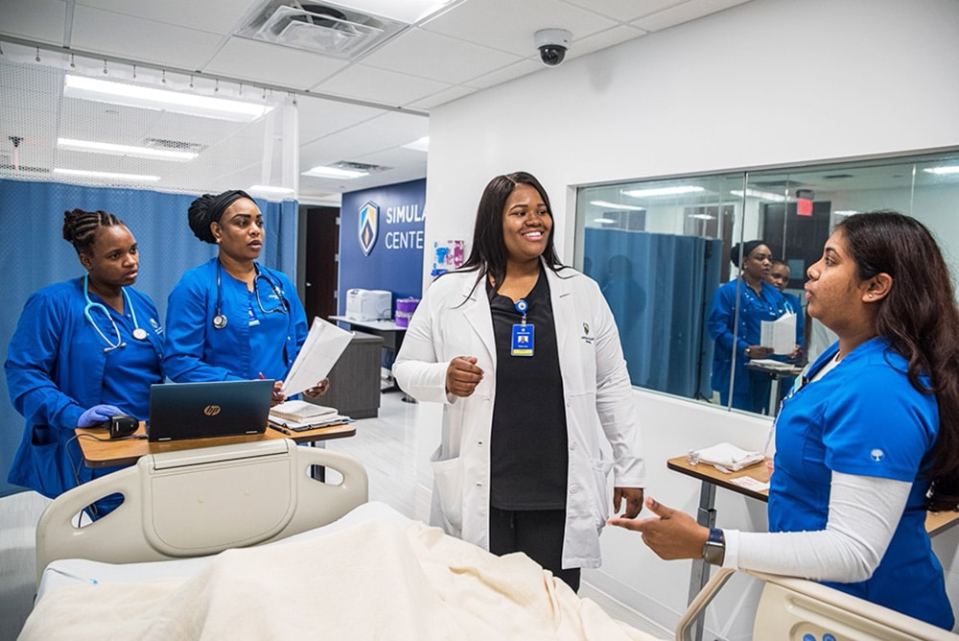St. Louis Nursing School Near Me | AZCN