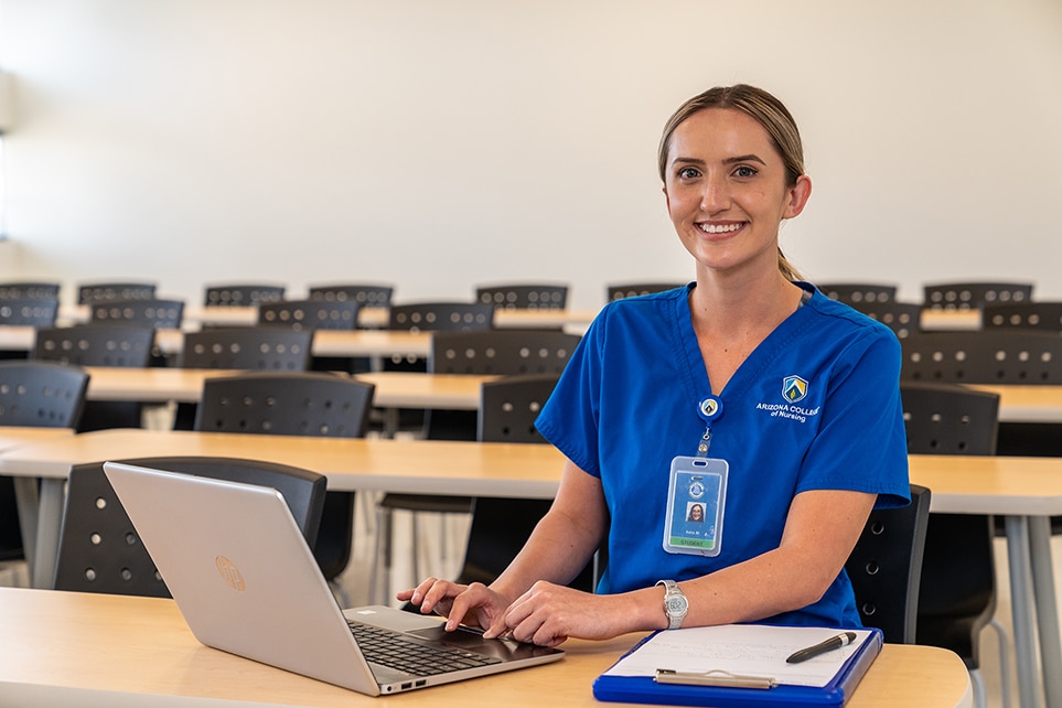 Phoenix Nursing School Near Me | AZCN